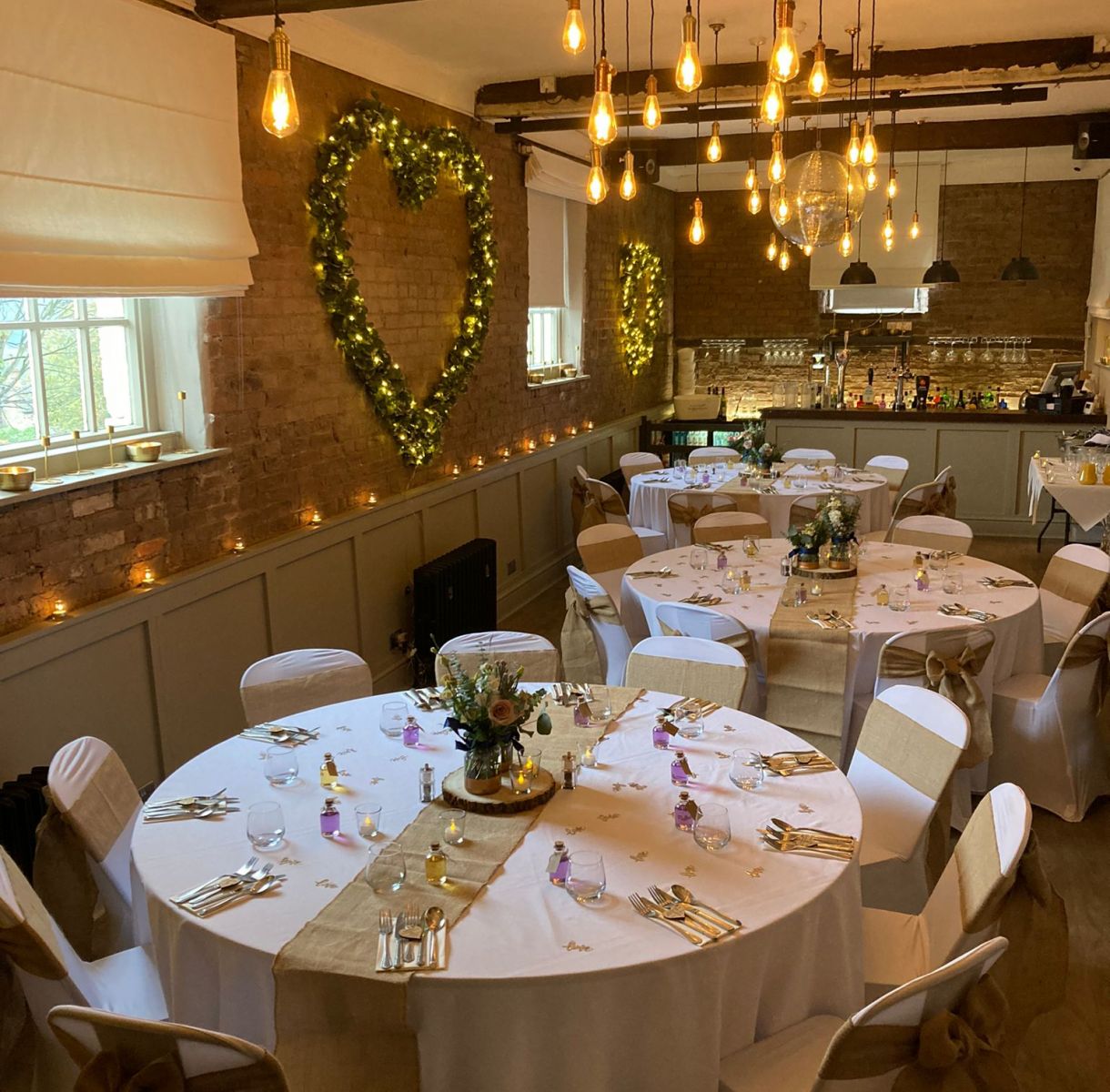 Free function room hire for weddings and parties for up to 40 people ...